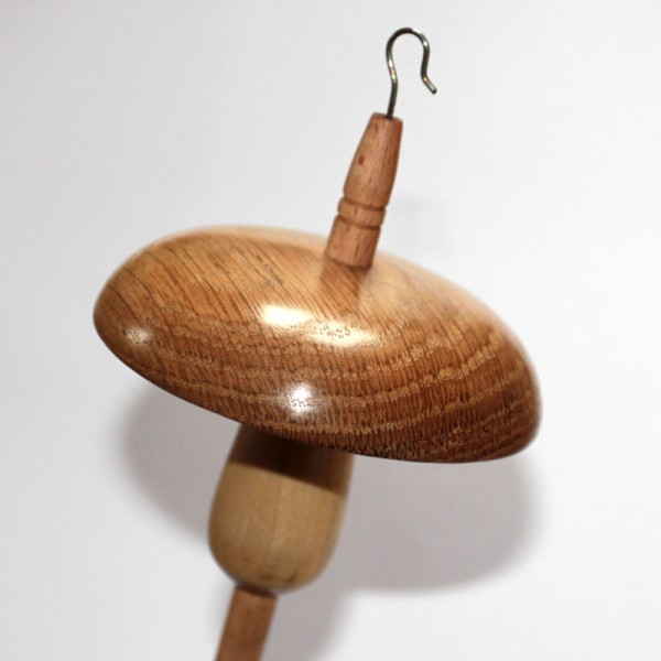 Top Whorl Drop Spindle Oak and Tulipwood 42g | Northern Spindles